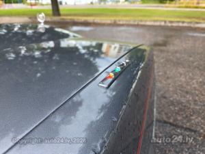Pelēks Cadillac de-ville 1989 Tallina, ar dzinēja tilpumu 4.50 L un nobraukumu 267 tūkst. km par 5999 €, foto 21 vietnē AUTOMOTO.COM.LV