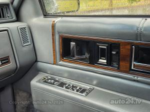 Pelēks Cadillac de-ville 1989 Tallina, ar dzinēja tilpumu 4.50 L un nobraukumu 267 tūkst. km par 5999 €, foto 28 vietnē AUTOMOTO.COM.LV
