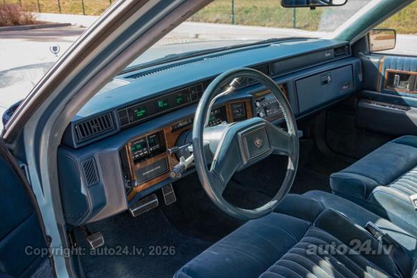 Cadillac de-ville 1986 Rīga, ar dzinēja tilpumu 4.20 L un nobraukumu 152 tūkst. km par 14500 €, foto 10 vietnē AUTOMOTO.COM.LV