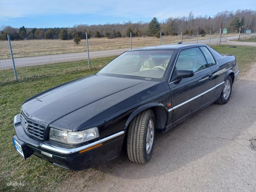 Melns Cadillac Eldorado 1996 Tallina, ar dzinēja tilpumu 4.60 L un nobraukumu 197 tūkst. km par 5550 €, foto 15 vietnē AUTOMOTO.COM.LV
