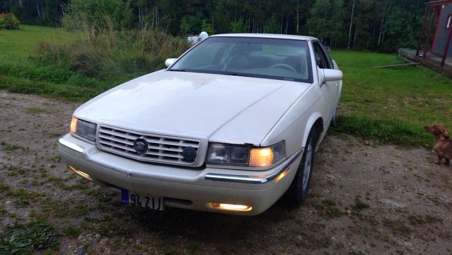 Cadillac Eldorado 1996 in Tallinn, with an engine capacity of 4.60 L and mileage of 410 thousand km for 1500 €, photo 7 on AUTOMOTO.COM.LV