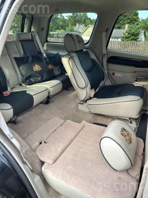 Melns Cadillac Escalade 2002 Rīga, ar dzinēja tilpumu 6.00 L un nobraukumu 71 tūkst. km par 12800 €, foto 19 vietnē AUTOMOTO.COM.LV