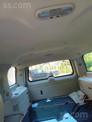 Melns Cadillac Escalade 2005 Rīga, ar dzinēja tilpumu 6.00 L un nobraukumu 319 tūkst. km par 5500 €, foto 7 vietnē AUTOMOTO.COM.LV