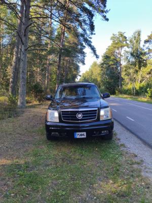 Melns Cadillac Escalade 2005 Keila, ar dzinēja tilpumu 6.00 L un nobraukumu 0 tūkst. km par 6000 €, foto 7 vietnē AUTOMOTO.COM.LV