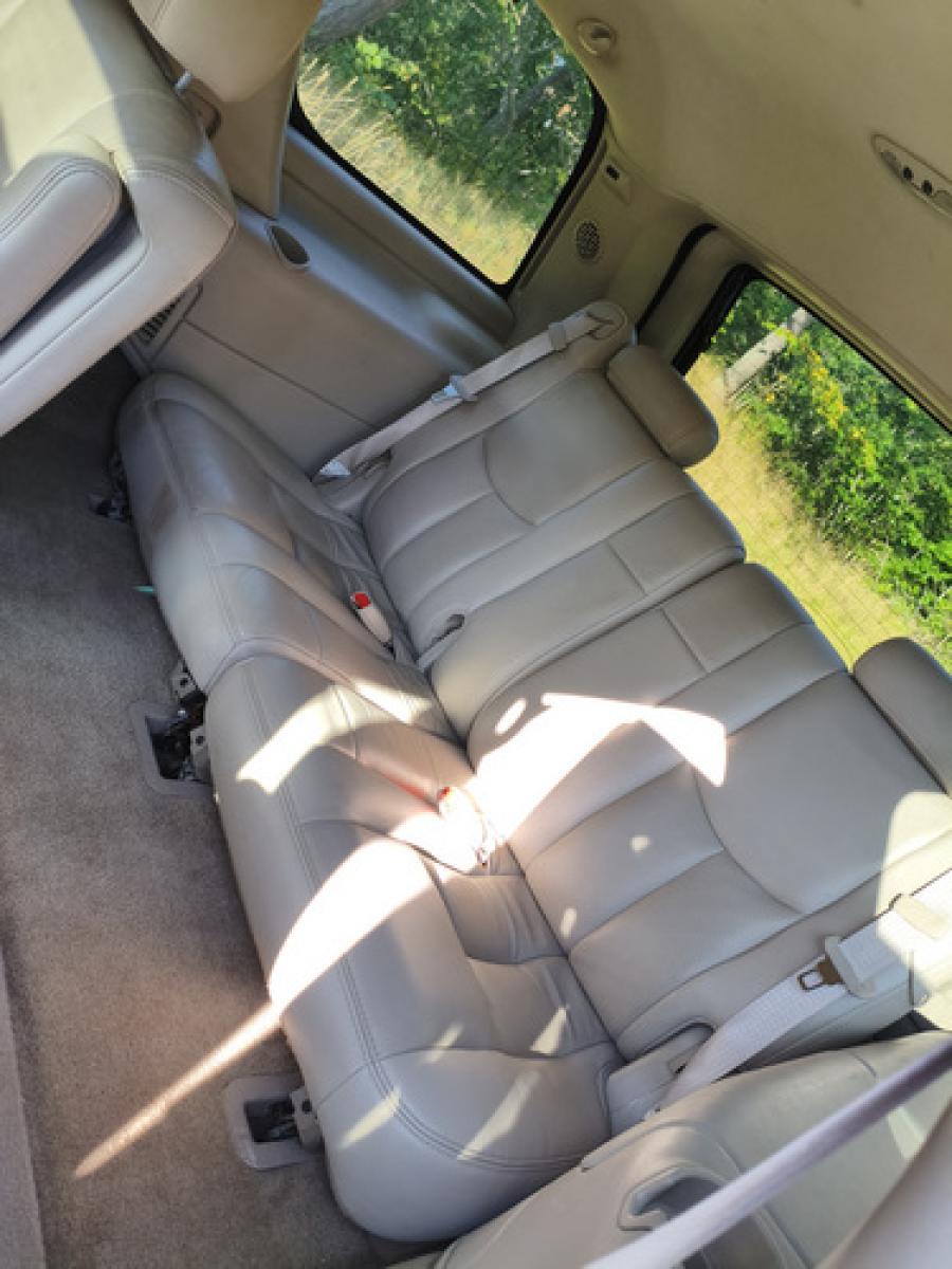 Melns Cadillac Escalade 2005 Keila, ar dzinēja tilpumu 6.00 L un nobraukumu 0 tūkst. km par 6000 €, foto 12 vietnē AUTOMOTO.COM.LV