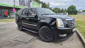 Melns Cadillac Escalade 2007 Rīga, ar dzinēja tilpumu 6.20 L un nobraukumu 223 tūkst. km par 9700 €, foto 4 vietnē AUTOMOTO.COM.LV