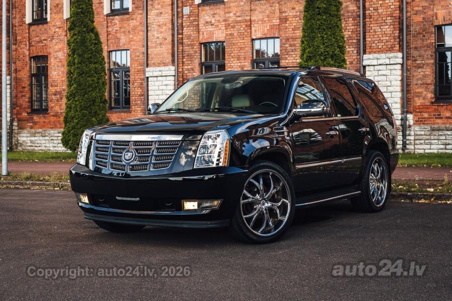 Melns Cadillac Escalade 2007 Tallina, ar dzinēja tilpumu 6.20 L un nobraukumu 155 tūkst. km par 17900 €, foto 1 vietnē AUTOMOTO.COM.LV