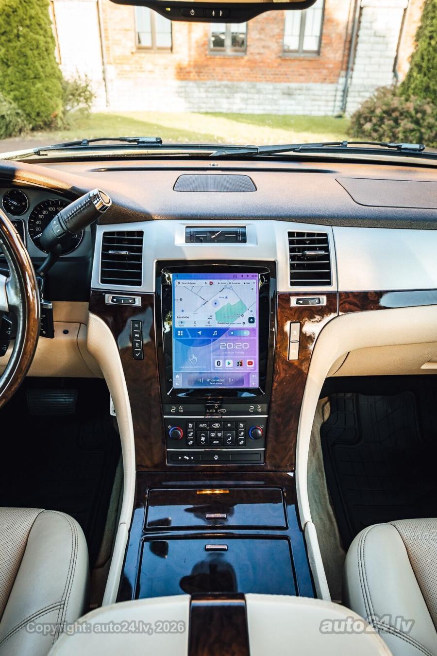 Melns Cadillac Escalade 2007 Tallina, ar dzinēja tilpumu 6.20 L un nobraukumu 155 tūkst. km par 17900 €, foto 12 vietnē AUTOMOTO.COM.LV