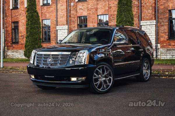 Black Cadillac Escalade 2007 in Tallinn, with an engine capacity of 6.20 L and mileage of 155 thousand km for 17900 €, photo 1 on AUTOMOTO.COM.LV