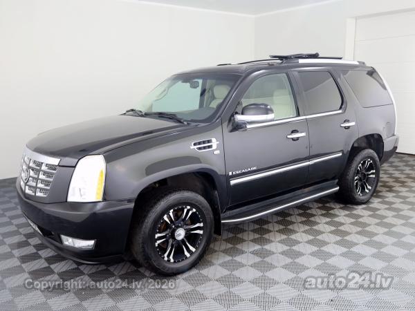 Melns Cadillac Escalade 2008 Tallina, ar dzinēja tilpumu 6.20 L un nobraukumu 297 tūkst. km par 7999 €, foto 2 vietnē AUTOMOTO.COM.LV