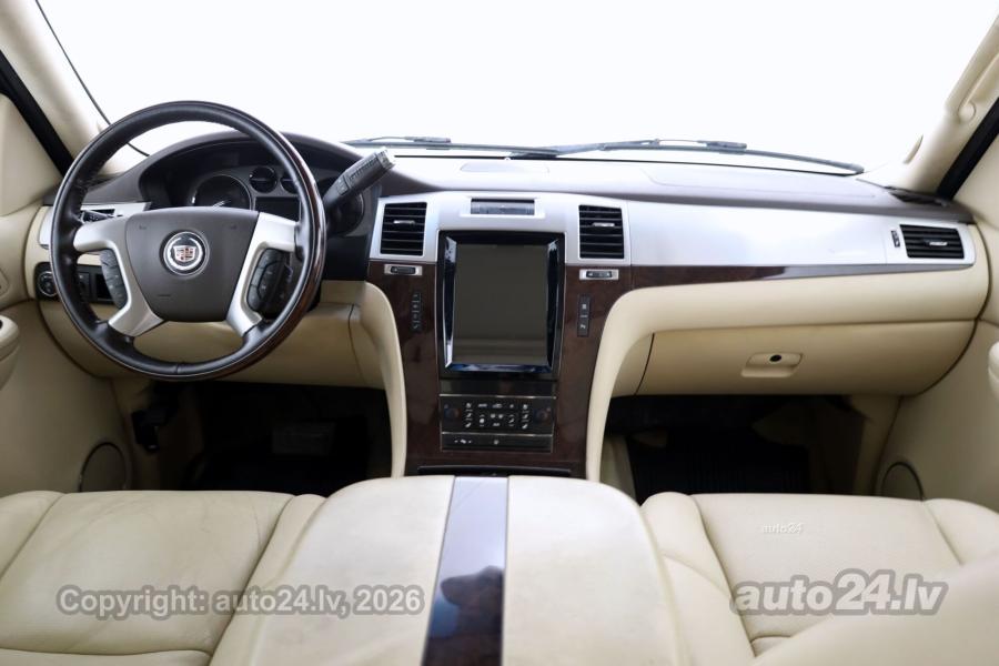 Melns Cadillac Escalade 2008 Tallina, ar dzinēja tilpumu 6.20 L un nobraukumu 297 tūkst. km par 7999 €, foto 6 vietnē AUTOMOTO.COM.LV