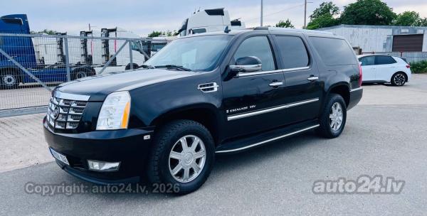 Melns Cadillac Escalade 2010 Tallina, ar dzinēja tilpumu 6.20 L un nobraukumu 115 tūkst. km par 12999 €, foto 3 vietnē AUTOMOTO.COM.LV