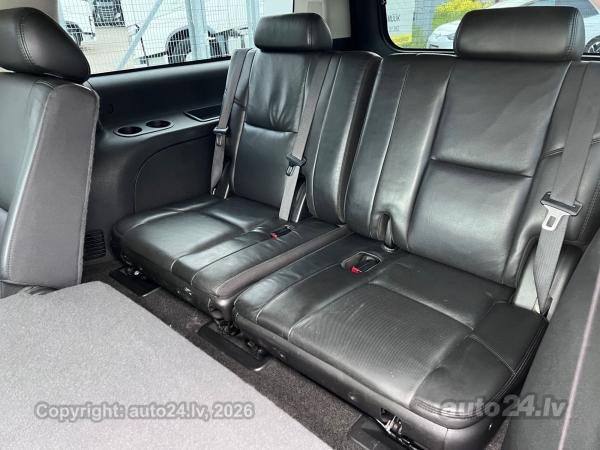 Melns Cadillac Escalade 2010 Tallina, ar dzinēja tilpumu 6.20 L un nobraukumu 115 tūkst. km par 12999 €, foto 8 vietnē AUTOMOTO.COM.LV
