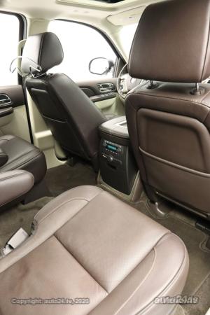 Melns Cadillac Escalade 2011 Rakvere, ar dzinēja tilpumu 6.20 L un nobraukumu 160 tūkst. km par 14900 €, foto 10 vietnē AUTOMOTO.COM.LV