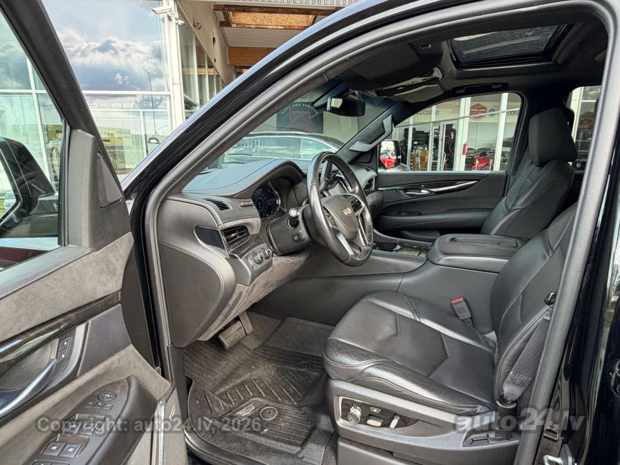 Melns Cadillac Escalade 2016 Tallina, ar dzinēja tilpumu 6.20 L un nobraukumu 93 tūkst. km par 39900 €, foto 15 vietnē AUTOMOTO.COM.LV