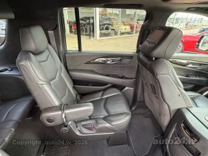 Melns Cadillac Escalade 2016 Tallina, ar dzinēja tilpumu 6.20 L un nobraukumu 93 tūkst. km par 39900 €, foto 26 vietnē AUTOMOTO.COM.LV