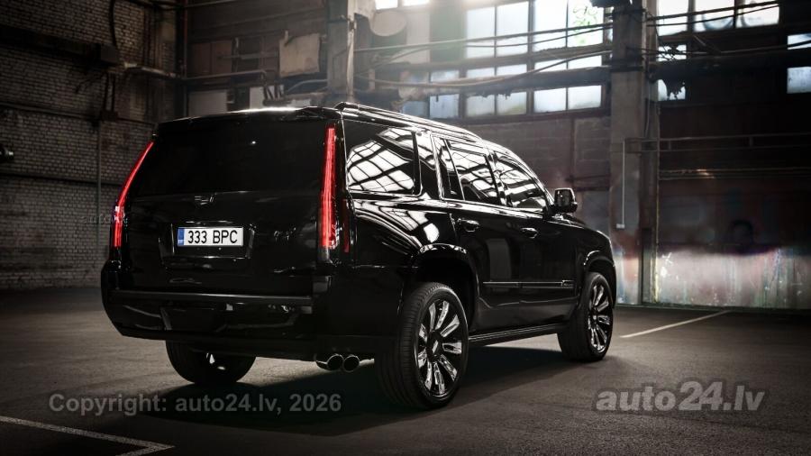 Melns Cadillac Escalade 2017 Tallina, ar dzinēja tilpumu 6.20 L un nobraukumu 120 tūkst. km par 47000 €, foto 6 vietnē AUTOMOTO.COM.LV