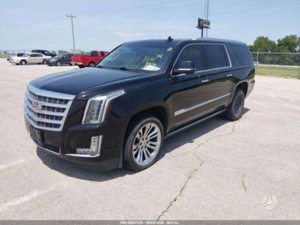 Melns Cadillac Escalade 2019 Viļņa, ar dzinēja tilpumu 6.16 L un nobraukumu 233 tūkst. km par 14999 €, foto 3 vietnē AUTOMOTO.COM.LV