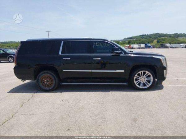 Melns Cadillac Escalade 2019 Viļņa, ar dzinēja tilpumu 6.16 L un nobraukumu 233 tūkst. km par 14999 €, foto 5 vietnē AUTOMOTO.COM.LV