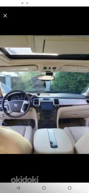 Melns Cadillac Escalade 2011 Narva, ar dzinēja tilpumu 6.20 L un nobraukumu 125 tūkst. km par 17500 €, foto 9 vietnē AUTOMOTO.COM.LV