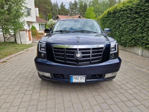 Zils Cadillac Escalade 2009 Viļņa, ar dzinēja tilpumu 6.16 L un nobraukumu 227 tūkst. km par 8250 €, foto 3 vietnē AUTOMOTO.COM.LV