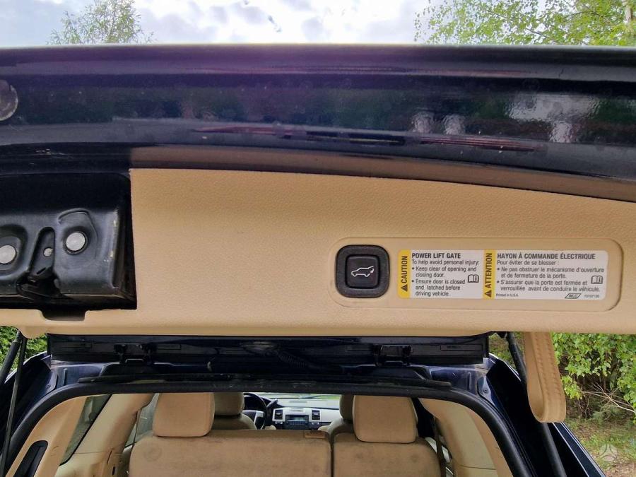 Zils Cadillac Escalade 2009 Viļņa, ar dzinēja tilpumu 6.16 L un nobraukumu 227 tūkst. km par 8250 €, foto 16 vietnē AUTOMOTO.COM.LV
