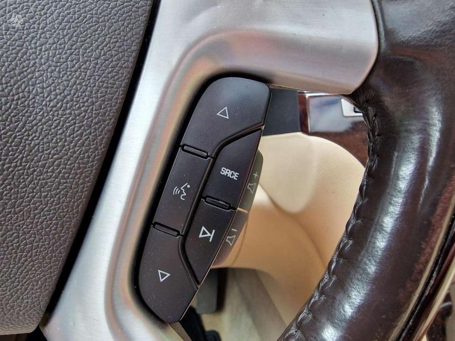 Zils Cadillac Escalade 2009 Viļņa, ar dzinēja tilpumu 6.16 L un nobraukumu 227 tūkst. km par 8250 €, foto 25 vietnē AUTOMOTO.COM.LV