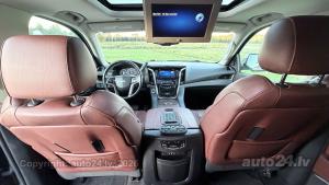Brūns Cadillac Escalade 2015 Tallina, ar dzinēja tilpumu 6.20 L un nobraukumu 243 tūkst. km par 24900 €, foto 22 vietnē AUTOMOTO.COM.LV