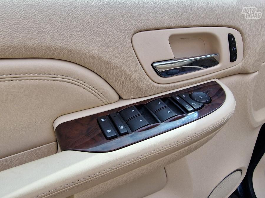 Cadillac Escalade 2009 in Vilnius, with an engine capacity of 6.20 L and mileage of 227 thousand km for 8750 €, photo 22 on AUTOMOTO.COM.LV