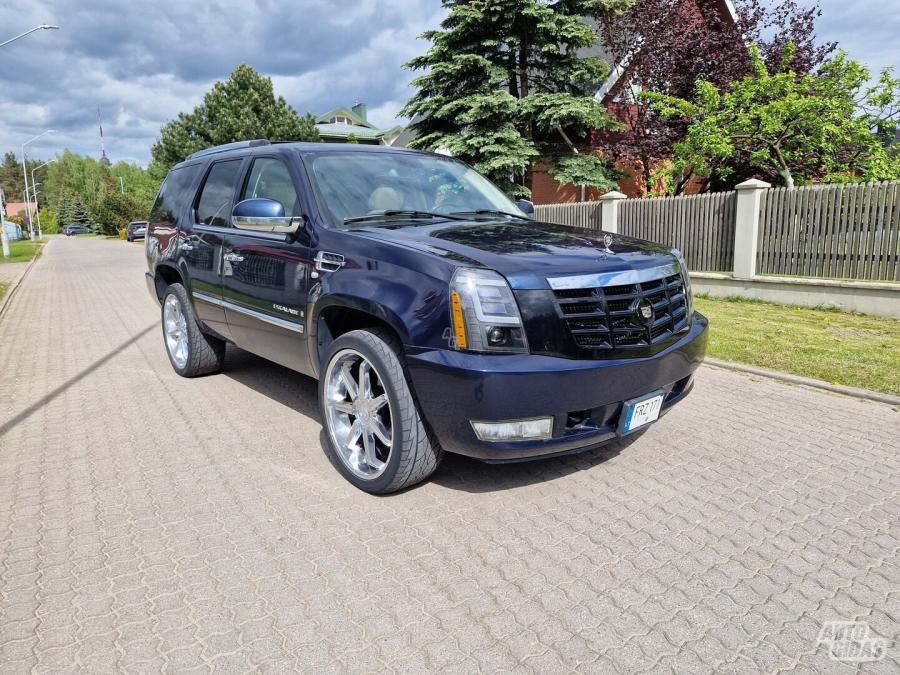 Cadillac Escalade 2009 in Vilnius, with an engine capacity of 6.20 L and mileage of 227 thousand km for 8750 €, photo 6 on AUTOMOTO.COM.LV