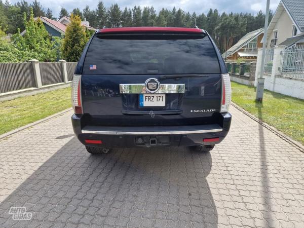 Cadillac Escalade 2009 in Vilnius, with an engine capacity of 6.20 L and mileage of 227 thousand km for 8750 €, photo 8 on AUTOMOTO.COM.LV
