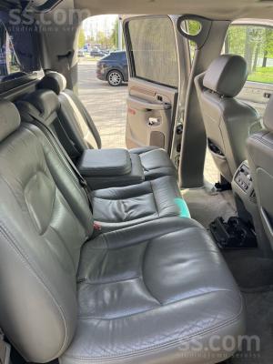 Pelēks Cadillac Escalade 2004 Rīga, ar dzinēja tilpumu 6.00 L un nobraukumu 350 tūkst. km par 9500 €, foto 6 vietnē AUTOMOTO.COM.LV