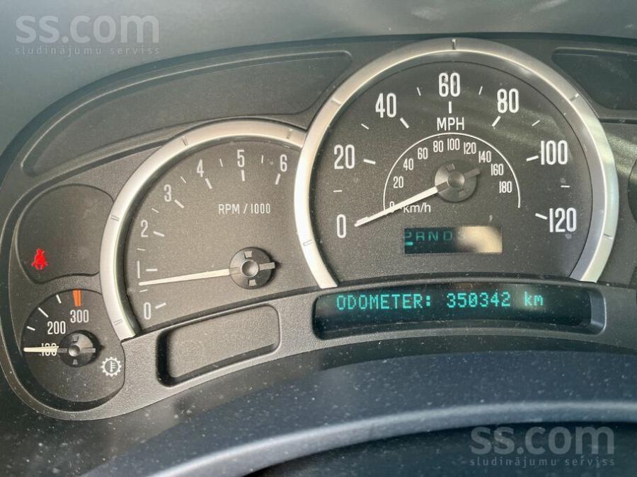 Pelēks Cadillac Escalade 2004 Rīga, ar dzinēja tilpumu 6.00 L un nobraukumu 350 tūkst. km par 9500 €, foto 15 vietnē AUTOMOTO.COM.LV