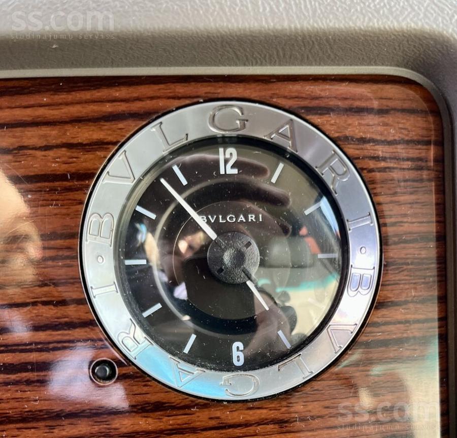 Pelēks Cadillac Escalade 2004 Rīga, ar dzinēja tilpumu 6.00 L un nobraukumu 350 tūkst. km par 9500 €, foto 17 vietnē AUTOMOTO.COM.LV