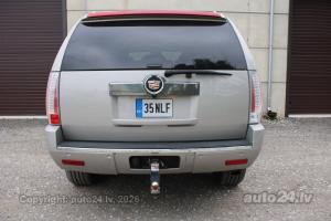 Pelēks Cadillac Escalade 2007 Tallina, ar dzinēja tilpumu 6.20 L un nobraukumu 338 tūkst. km par 8990 €, foto 5 vietnē AUTOMOTO.COM.LV
