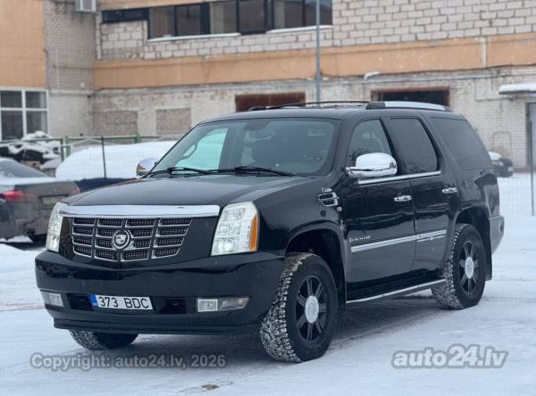 Cadillac Escalade 2007 Narva, ar dzinēja tilpumu 6.20 L un nobraukumu 0 tūkst. km par 7990 €, foto 2 vietnē AUTOMOTO.COM.LV