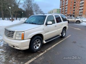 White Cadillac Escalade 2004 in Tallinn, with an engine capacity of 6.00 L and mileage of 388 thousand km for 6700 €, photo 4 on AUTOMOTO.COM.LV