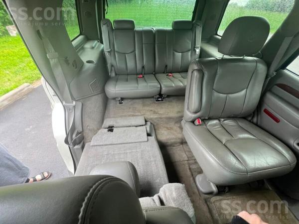 Balts Cadillac Escalade 2006 Rīga, ar dzinēja tilpumu 6.00 L un nobraukumu 323 tūkst. km par 5350 €, foto 6 vietnē AUTOMOTO.COM.LV