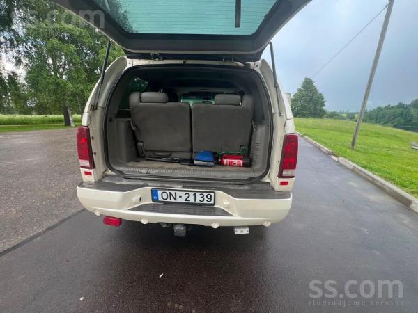 Balts Cadillac Escalade 2006 Rīga, ar dzinēja tilpumu 6.00 L un nobraukumu 323 tūkst. km par 5350 €, foto 9 vietnē AUTOMOTO.COM.LV