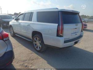 Balts Cadillac Escalade 2019 Viļņa, ar dzinēja tilpumu 6.16 L un nobraukumu 193 tūkst. km par 11999 €, foto 4 vietnē AUTOMOTO.COM.LV