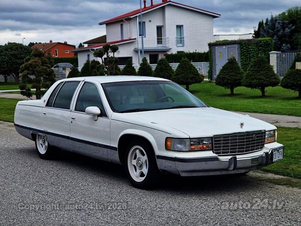 Balts Cadillac Fleetwood 1994 Tallina, ar dzinēja tilpumu 5.70 L un nobraukumu 263 tūkst. km par 6500 €, foto 6 vietnē AUTOMOTO.COM.LV