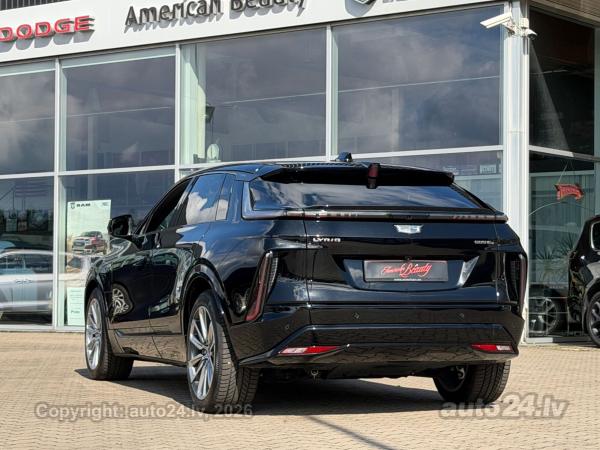 Black Cadillac Lyriq 2025 in Tallinn, with an engine capacity of 0.00 L and mileage of 1 thousand km for 53900 €, photo 10 on AUTOMOTO.COM.LV
