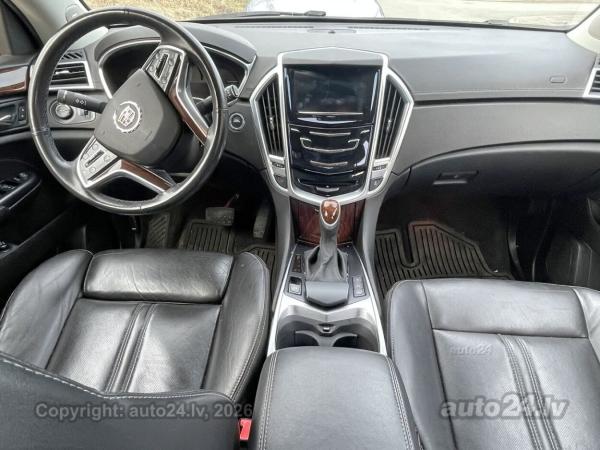 Smilšu krāsa Cadillac SRX 2015 Tallina, ar dzinēja tilpumu 3.60 L un nobraukumu 194 tūkst. km par 9300 €, foto 4 vietnē AUTOMOTO.COM.LV