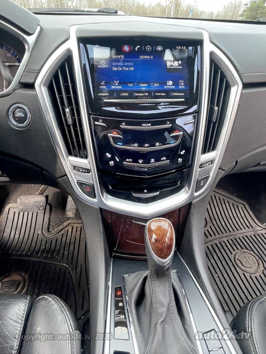 Beige Cadillac SRX 2015 in Tallinn, with an engine capacity of 3.60 L and mileage of 194 thousand km for 9300 €, photo 6 on AUTOMOTO.COM.LV