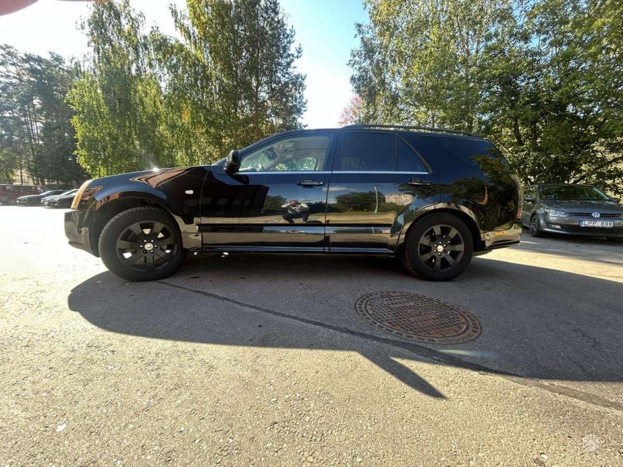 Melns Cadillac SRX 2007 Viļņa, ar dzinēja tilpumu 3.60 L un nobraukumu 182 tūkst. km par 4200 €, foto 7 vietnē AUTOMOTO.COM.LV