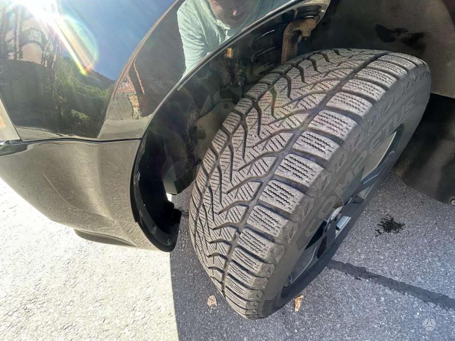 Melns Cadillac SRX 2007 Viļņa, ar dzinēja tilpumu 3.60 L un nobraukumu 182 tūkst. km par 4200 €, foto 16 vietnē AUTOMOTO.COM.LV