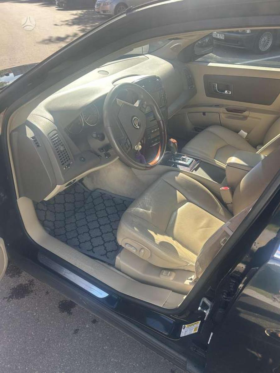 Melns Cadillac SRX 2007 Viļņa, ar dzinēja tilpumu 3.60 L un nobraukumu 182 tūkst. km par 4200 €, foto 17 vietnē AUTOMOTO.COM.LV