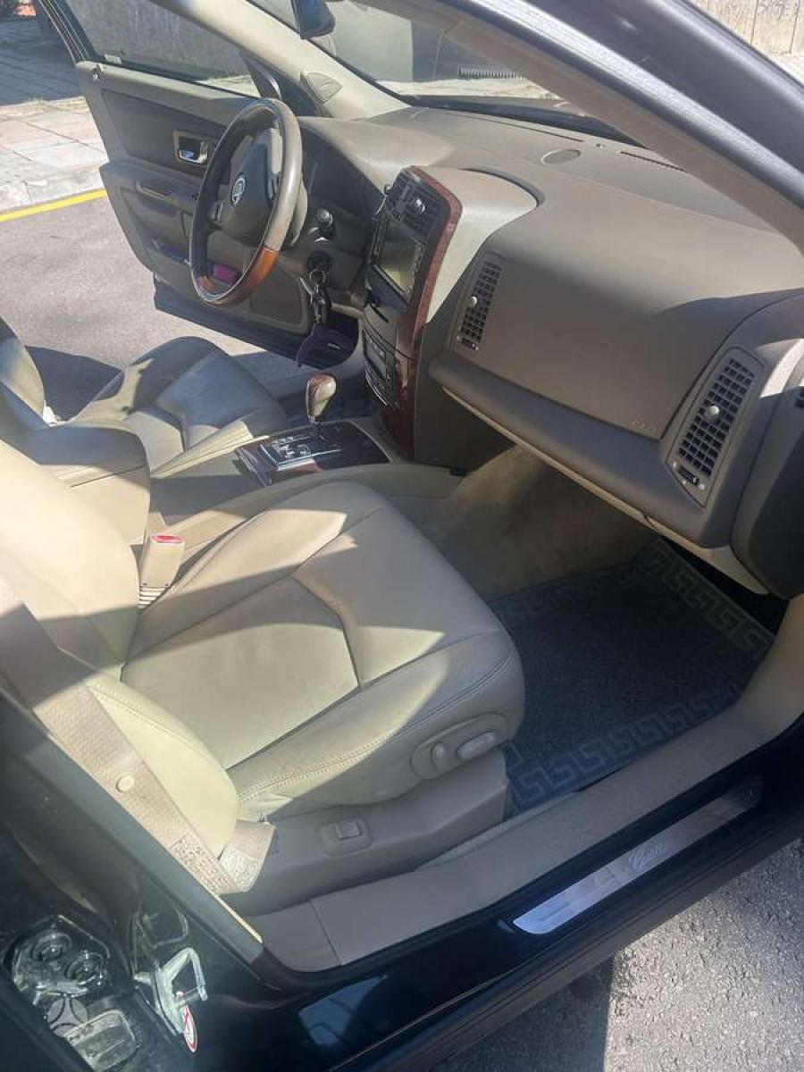 Melns Cadillac SRX 2007 Viļņa, ar dzinēja tilpumu 3.60 L un nobraukumu 182 tūkst. km par 4200 €, foto 18 vietnē AUTOMOTO.COM.LV