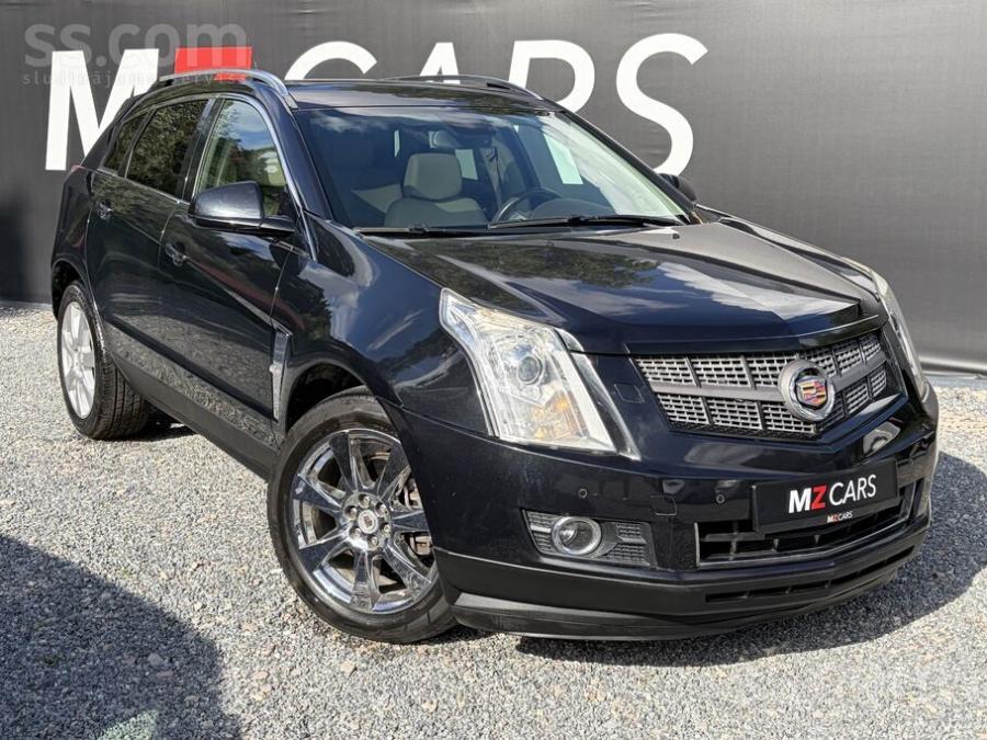 Black Cadillac SRX 2013 in Riga, with an engine capacity of 3.00 L and mileage of 137 thousand km for 9990 €, photo 3 on AUTOMOTO.COM.LV