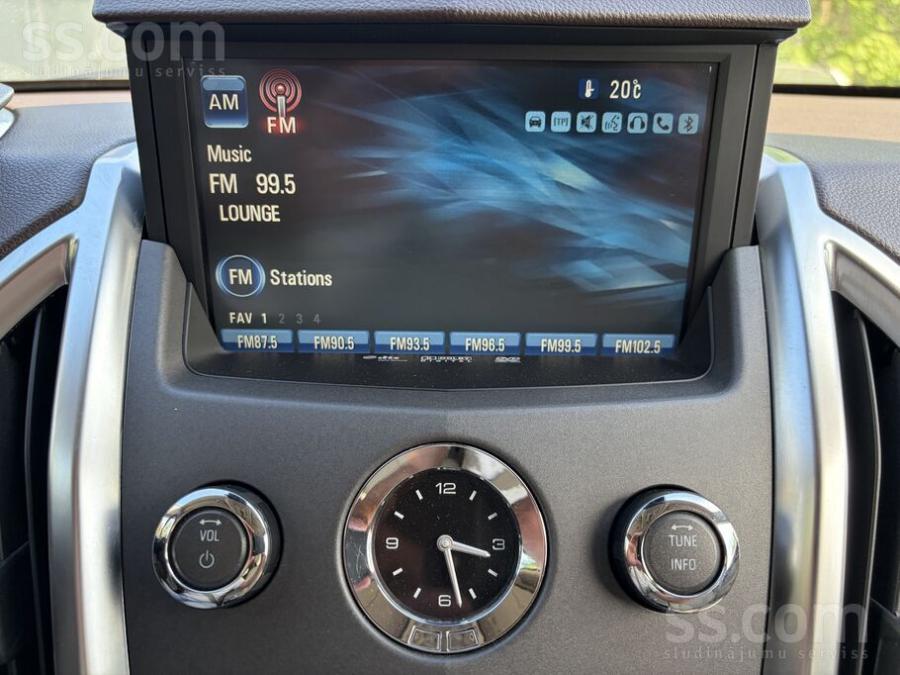 Black Cadillac SRX 2013 in Riga, with an engine capacity of 3.00 L and mileage of 137 thousand km for 9990 €, photo 14 on AUTOMOTO.COM.LV